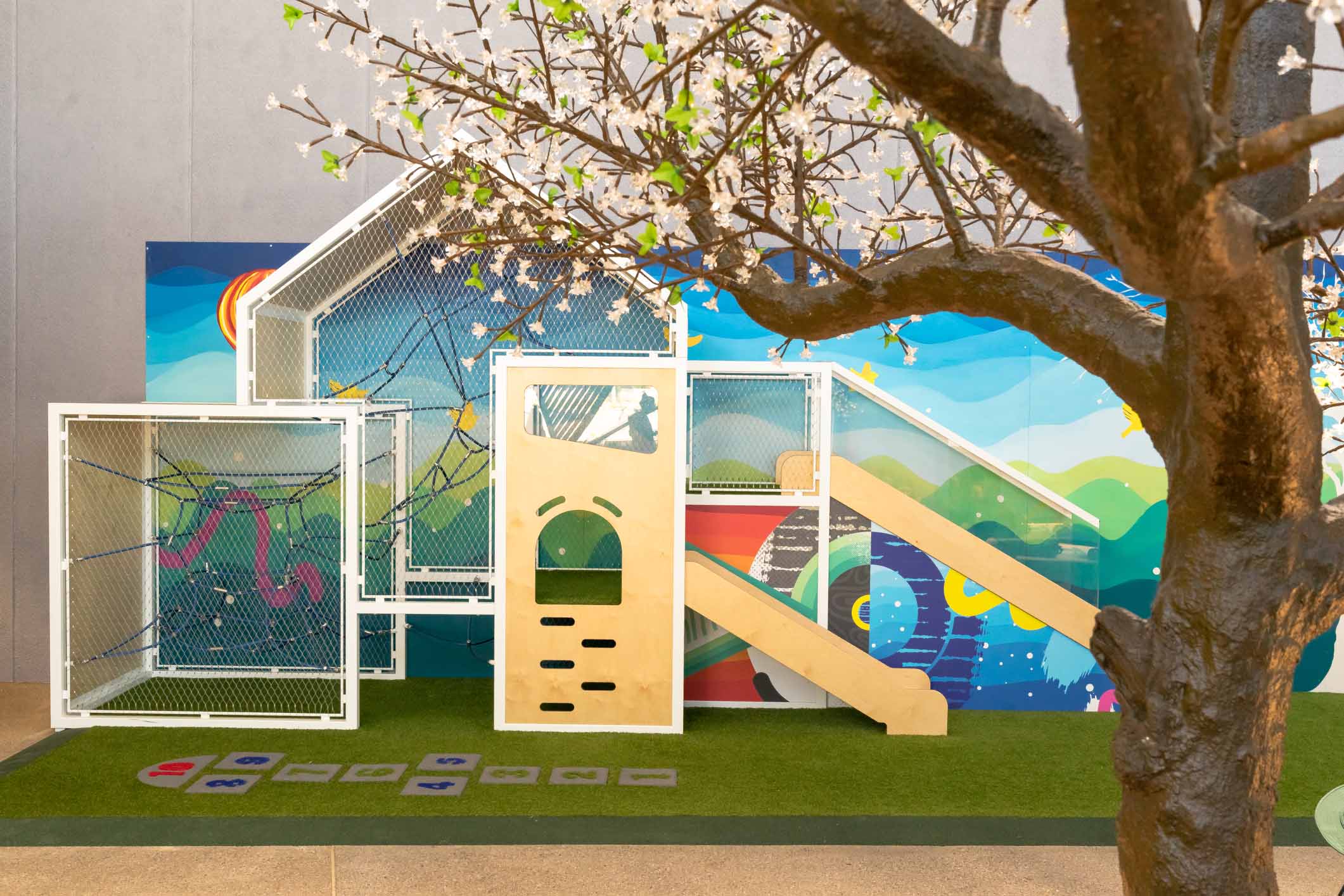 Lake Macquarie Square - PlayOn